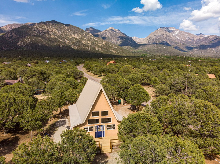 The Point: Crestone Vacation Home - Crestone, CO