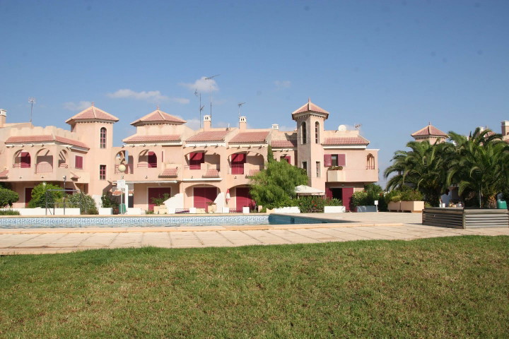 Seafront Duplex With Garden And Pool - Puerto de Mazarrón