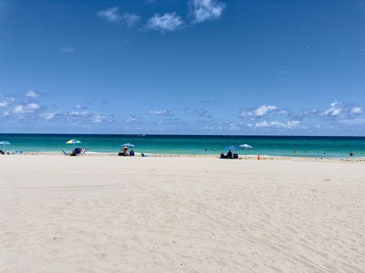 Southwinds #3 For 2, Queen Studio, Steps To Beach - デビー, FL