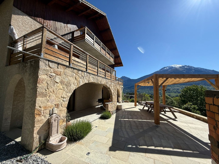 Gîte Familial 15 Personnes 6 Chambres - Embrun