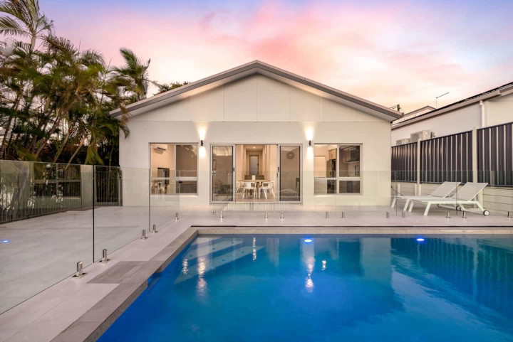 Belle Escapes: Sea La Vie - Cairns