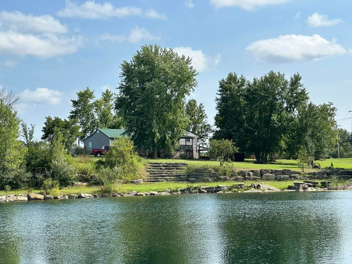 Private Lake Retreat  Fishing & Peaceful Views - Bethany, MO