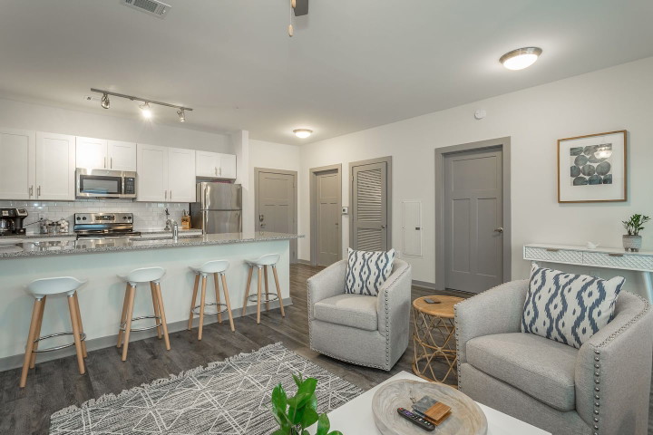 Top Floor Condo In Beautiful Chattanooga - Chattanooga, TN