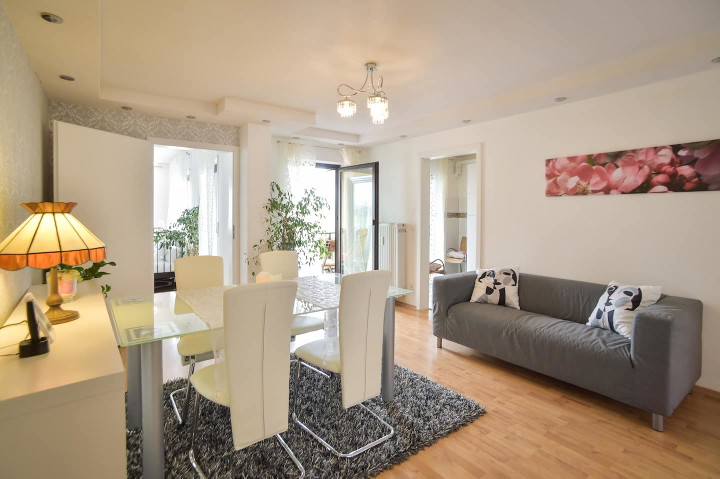 Luxury: Large, 2 Bedrooms, 2 Bathrooms, Balcony - Heilbronn