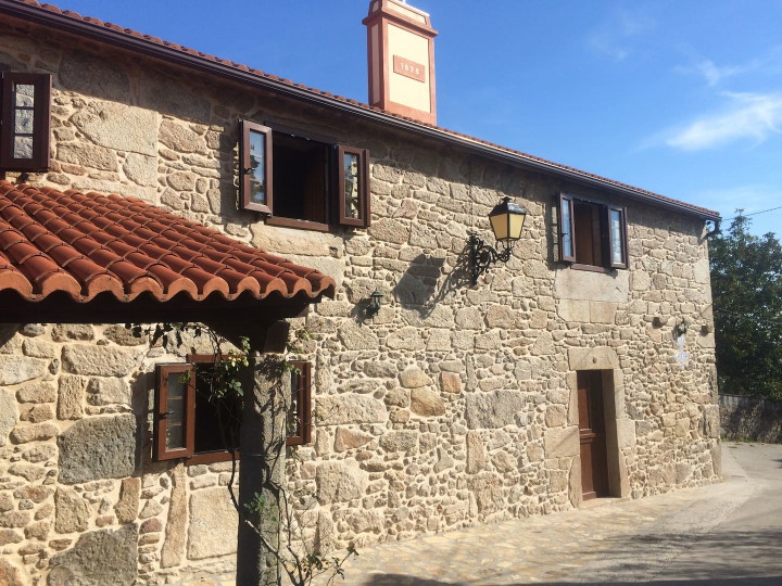 House Of Cobas (Negreira) - Ames