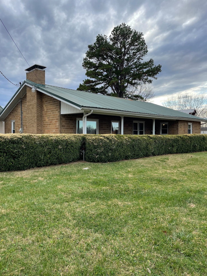 *Close To Wine Trails*
Elegant Farm House - Carbondale