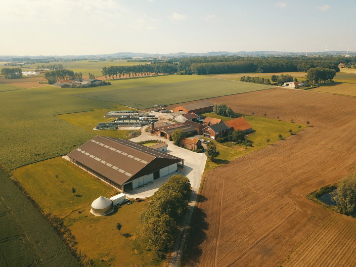 Boerderij Hof De Abeeleboom, Dichtbij Een Bos - Ypres
