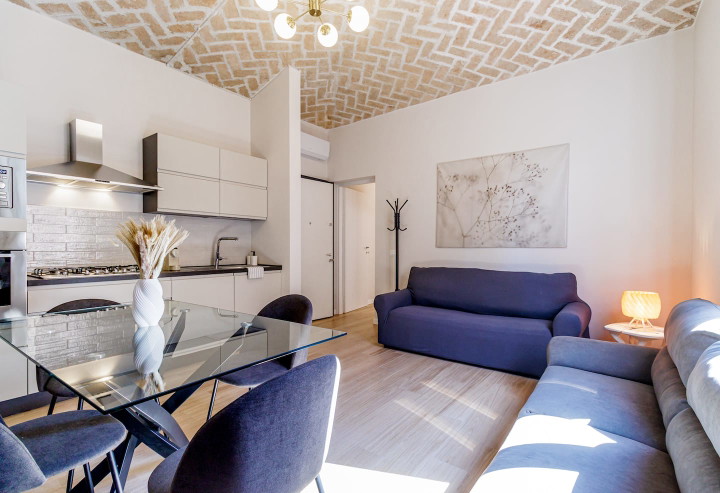 Casa Chiara | Wifi Station Parking | Center - Modena