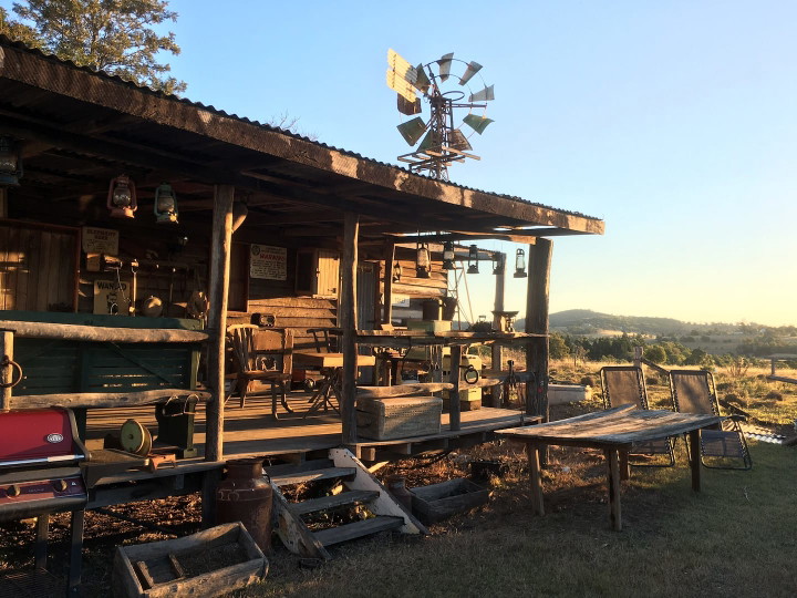 Rangeview Outback Hut - Brisbane