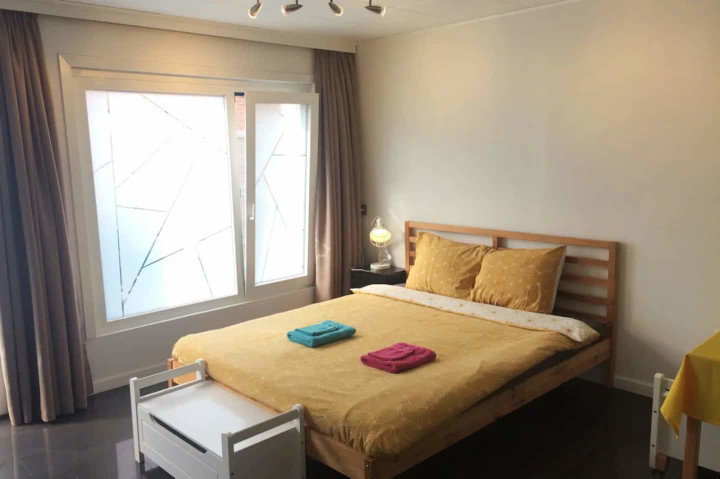 Mini Place In Quiet Residential Area - Jabbeke