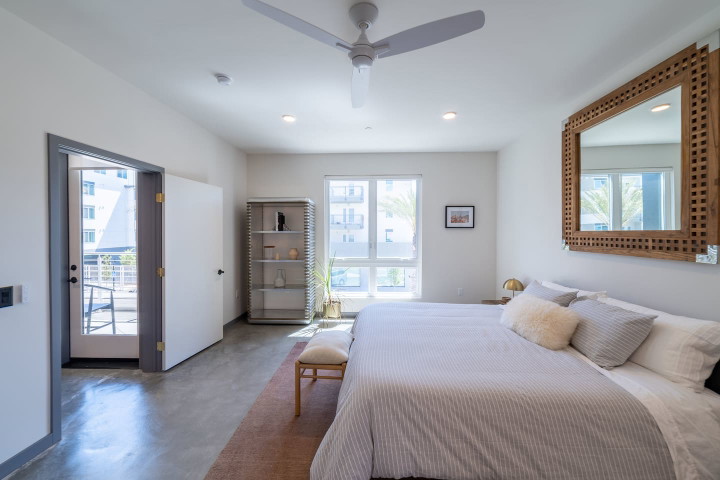 Beautiful Modern 2-bed In Downtown Vista! - San Marcos, CA