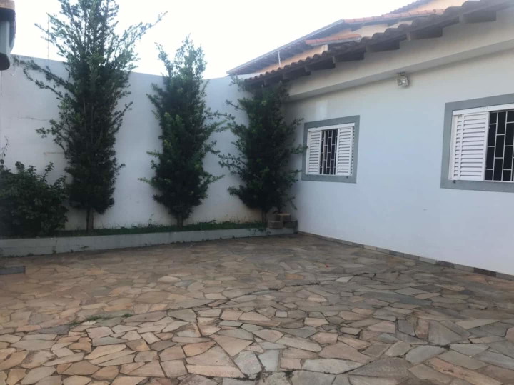 Casa Aconchegante Em Bairro A 5 Minutos Do Centro - Uberlândia