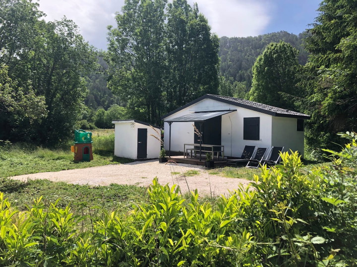 Petit Chalet Accueillant Et Calme - Lac/montagne - Lac Chambon