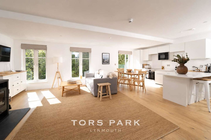 Romantic Apartment Nestled In Coastal Hills | 1bed - Lynton