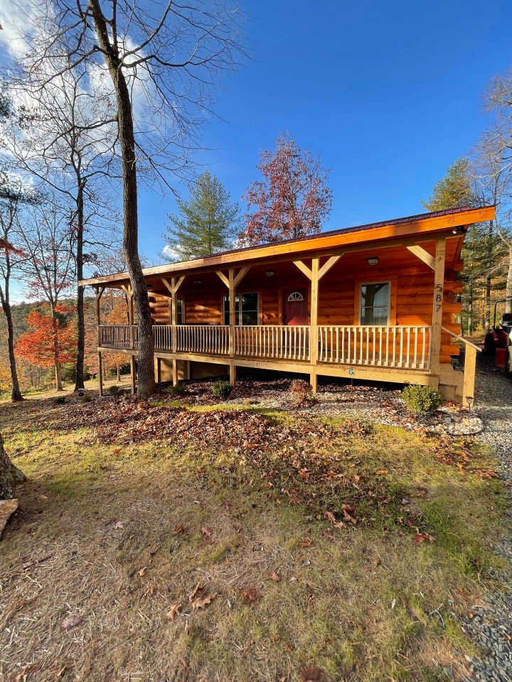 Cozy Cabin - Hillsville, VA