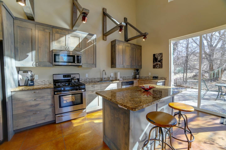 3b/2b Modern Downtown Moab Townhouse - Moab, UT