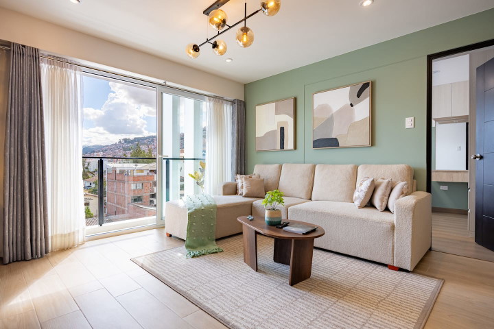 Sunset Luxe, Elegant Escape Near Center & Mall - Cusco
