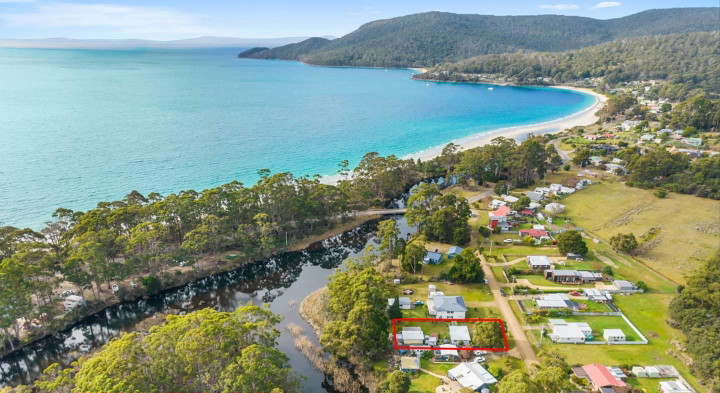 Bright 60s Shack, Short Stroll To Beach, Wood Fire - Tasmania