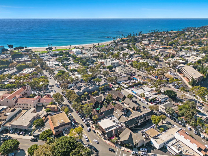 Relax In Style And Enjoy Your Laguna B Vacation! - Laguna Beach, CA