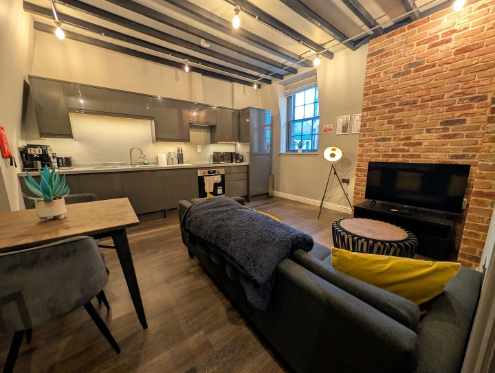2 Double Bedroom | Ensuites | Luxury | Superior - Birmingham