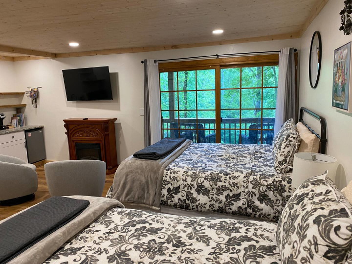Cozy Mountain Hideaway - Cashiers, NC