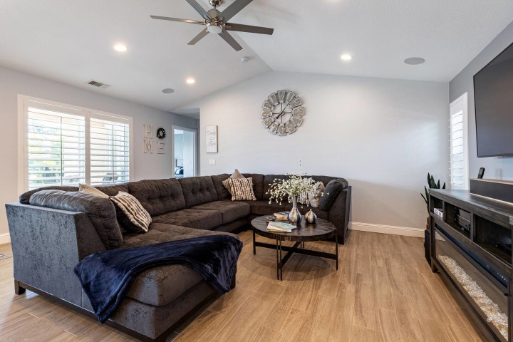 Beautiful 2-bedroom Guesthouse With A Pool - Rancho Cucamonga, CA