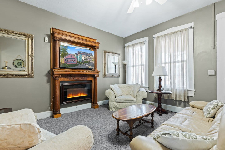 Stadium Villas- 3 Bedroom/2 Bath. Walk To It All! - Indianapolis, IN