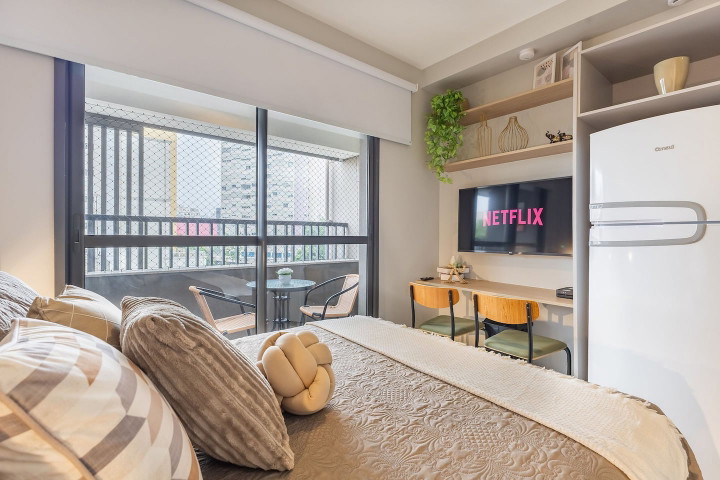 Blaj Home Liberdade | Studio W/ Balcony Near Metro - Liberdade