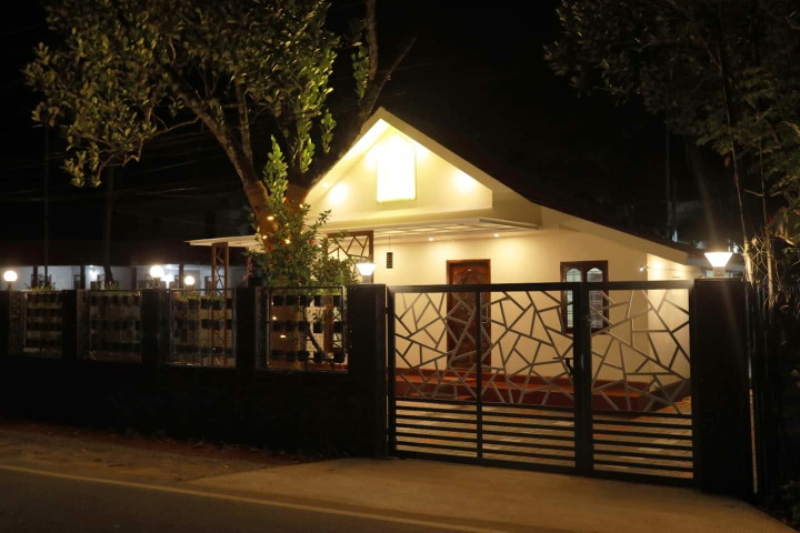 A Home Near To Marari Beach - Alappuzha