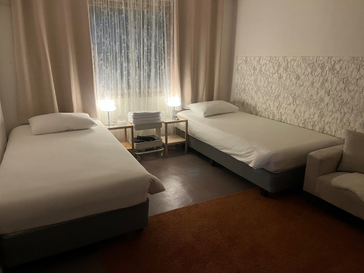5 Ppl / 4 Beds / Free Luggage / 3pm In / 12pm Out - South Korea