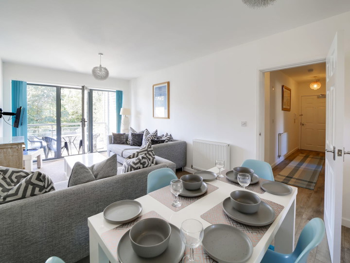 2 Bedroom Apartment With Balcony - St Austell