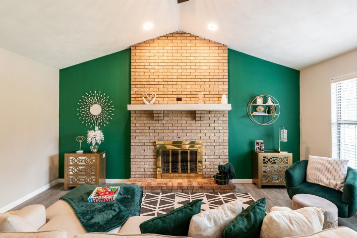 Travel Nurse Haven | Near 8 Hospitals | Sleeps 4 - Belleville, IL