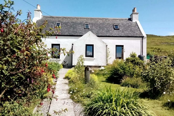 Indigo - Traditional Croft House In Edinbane - Skye