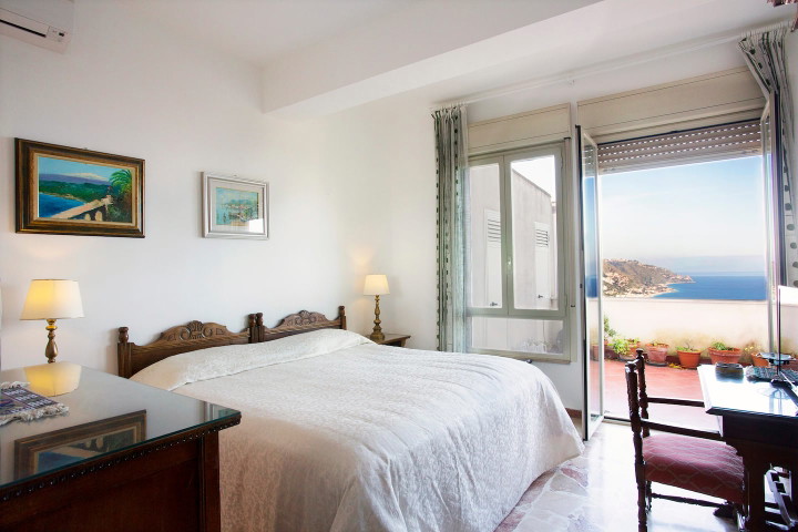 Nelly's Guest House - Taormina
