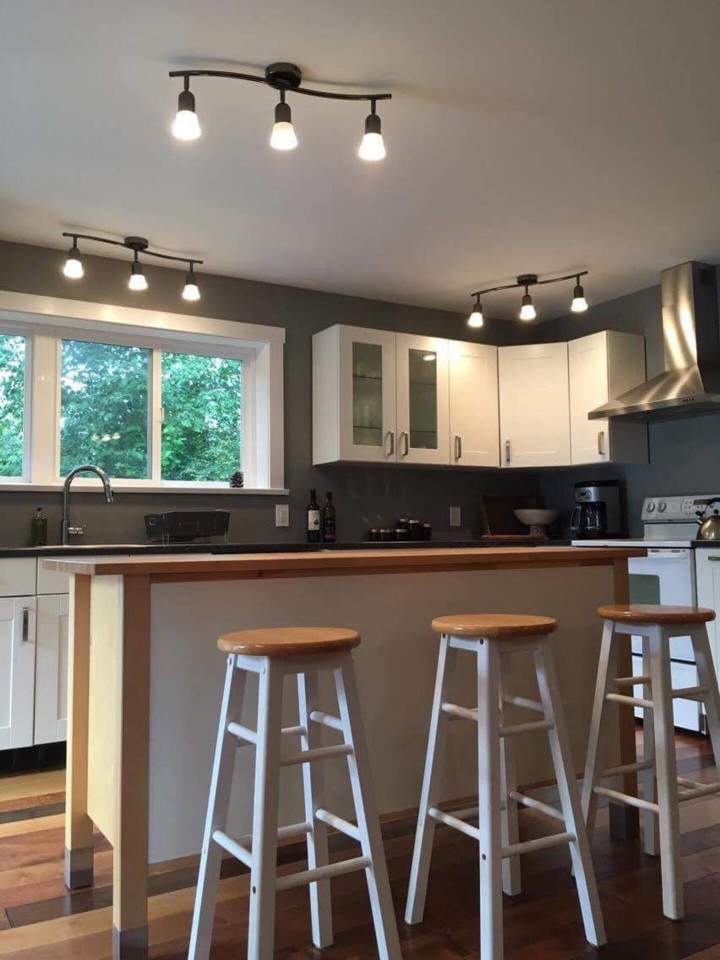 Bright And Spacious One Bedroom Suite - Cumberland