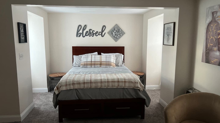 The Sanctuary Cozy Peaceful Bedroom 420 Optional - Rhode Island
