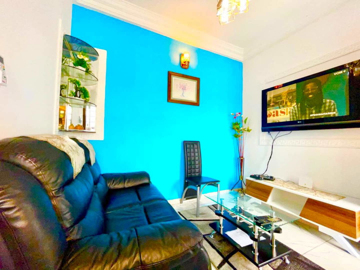 Studio A4 B'ssadi Santa Lucia, Wi-fi, Canal, Security Guard - Cameroon
