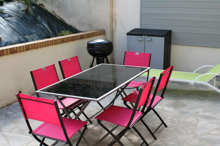 Le Horsain Se Situe Dans Un Quartier Calme - Seine-Maritime