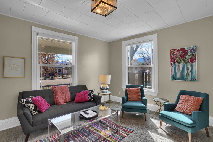 Downtown Boutique Vail Suite - Colorado Springs, CO