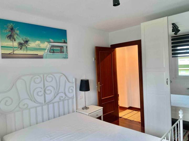 Apartamento  En Complejo Residencial Con Piscina - Torrelavega