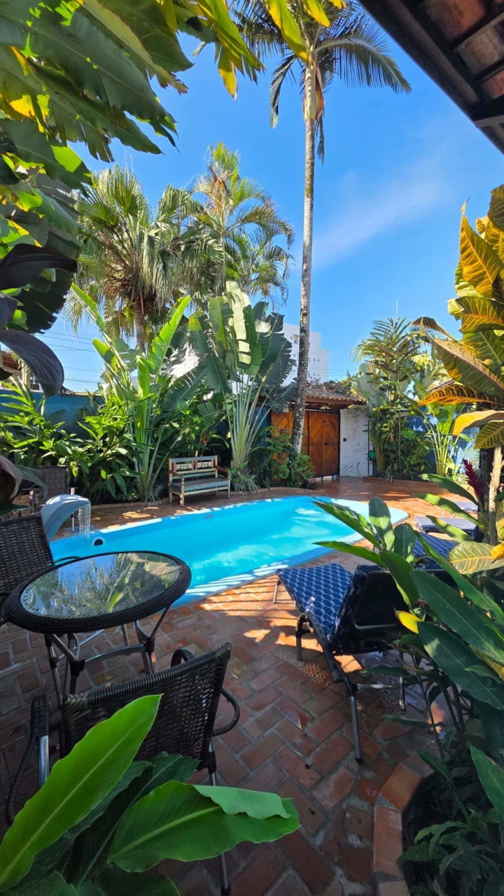 Casa C/piscina 4 Dorm, 3 Suítes 250m Da Praia - Ubatuba