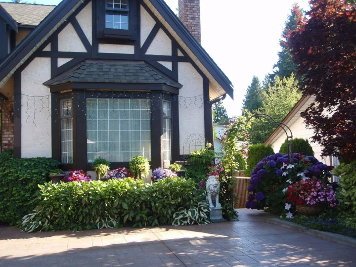 Logement Agréable Avec Cheminée 1chambre Cuisine.. - Coquitlam