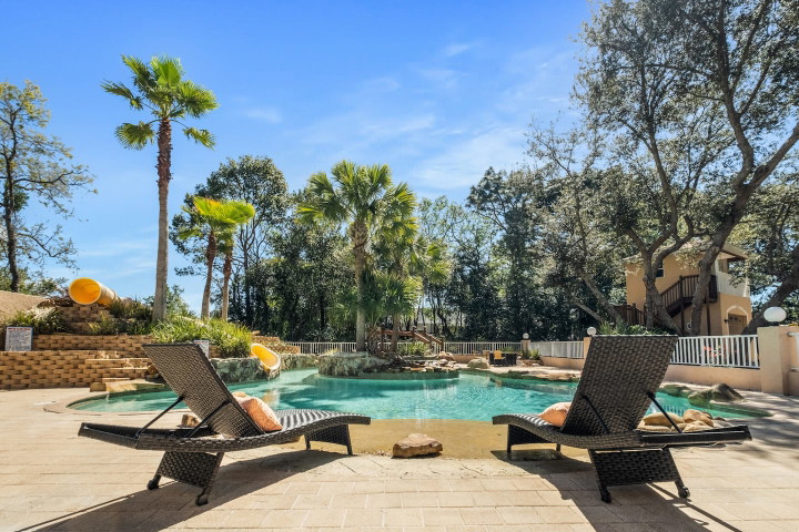 5br W/ Private Pool+lazy River+hot Tub - Weeki Wachee, FL
