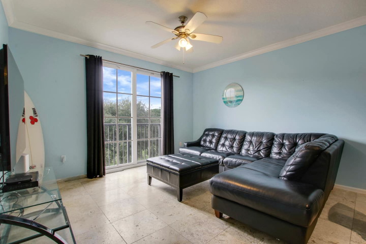 Rosemary Square Condo. 5 Min Drive To Palm Beach - West Palm Beach, FL