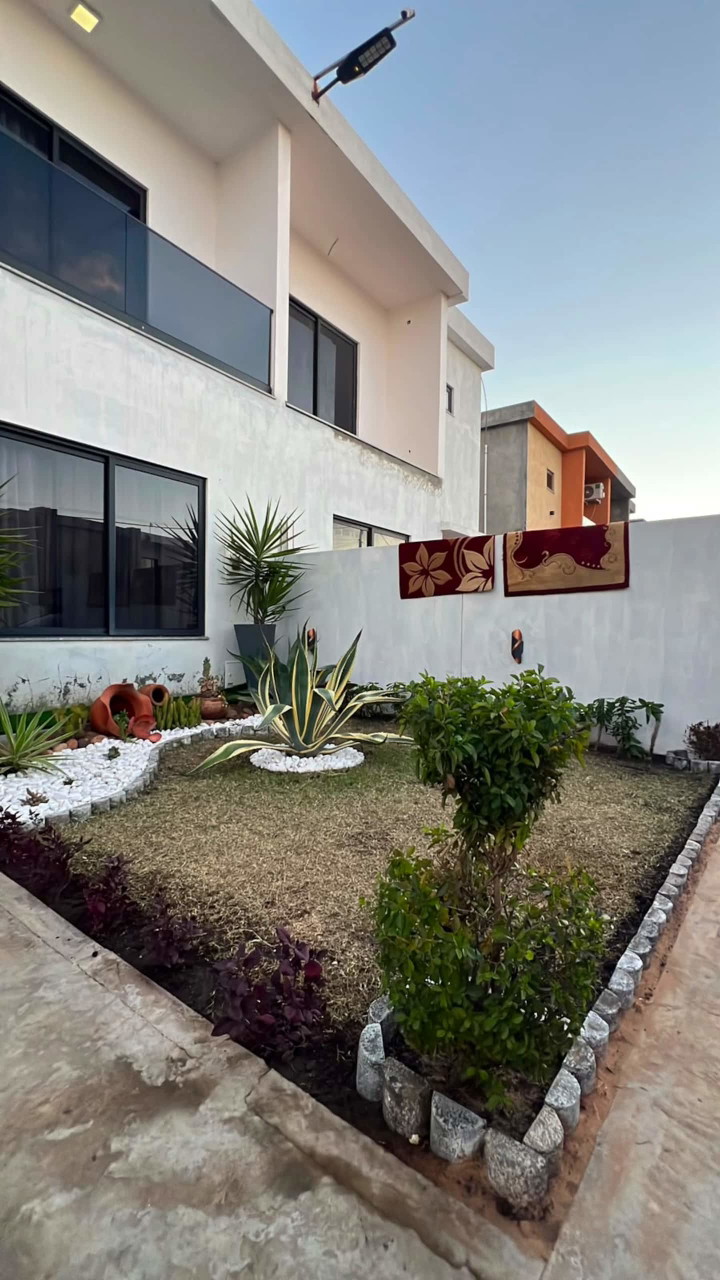 Welcome To Mangue's Cozy 2 Bedroom House - Maputo
