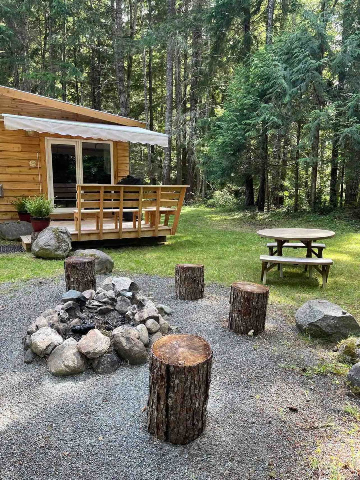 Cleavers Cabin - Parksville