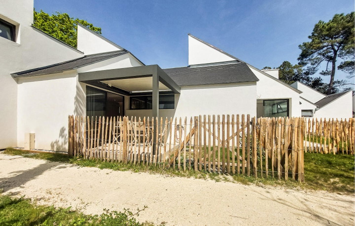 3 Bedroom Beach Front Home In Meschers-sur-gironde - Meschers-sur-Gironde