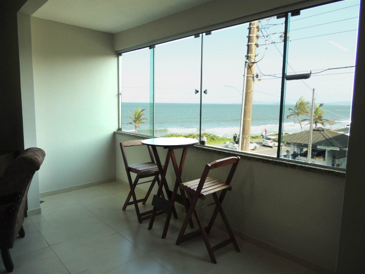 Apto Pé Na Areia Com Vista Para A Praia. - Barra Velha