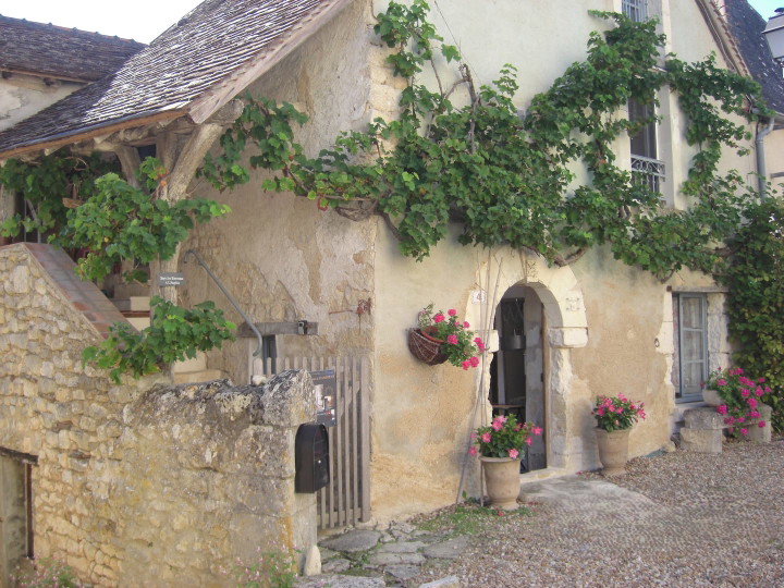 Soyez Sous Le Charme D'une Maison Du Xviii - La Roche-Posay