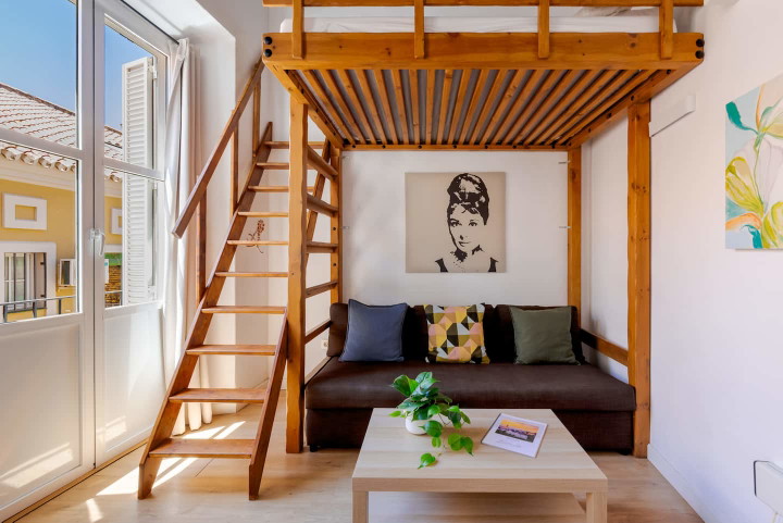 Charming Urban Retreat W/balcony - Málaga